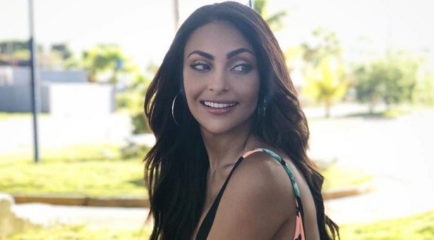 ¡Lola al aire! Mira la sensual fotografía de la presentadora Sasha ...