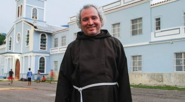 Fray Nelson cumple 12 años de trabajo eclesial en El Tukuko – Diario ...