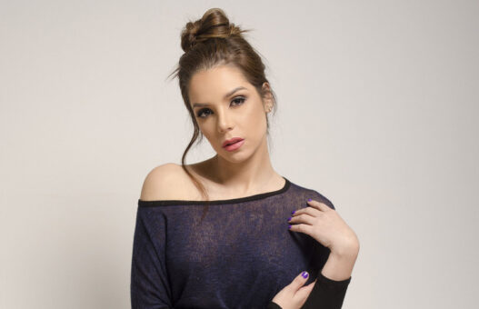 Charyl Chacón conmemora el día del padre con una versión musical de «Mi ...