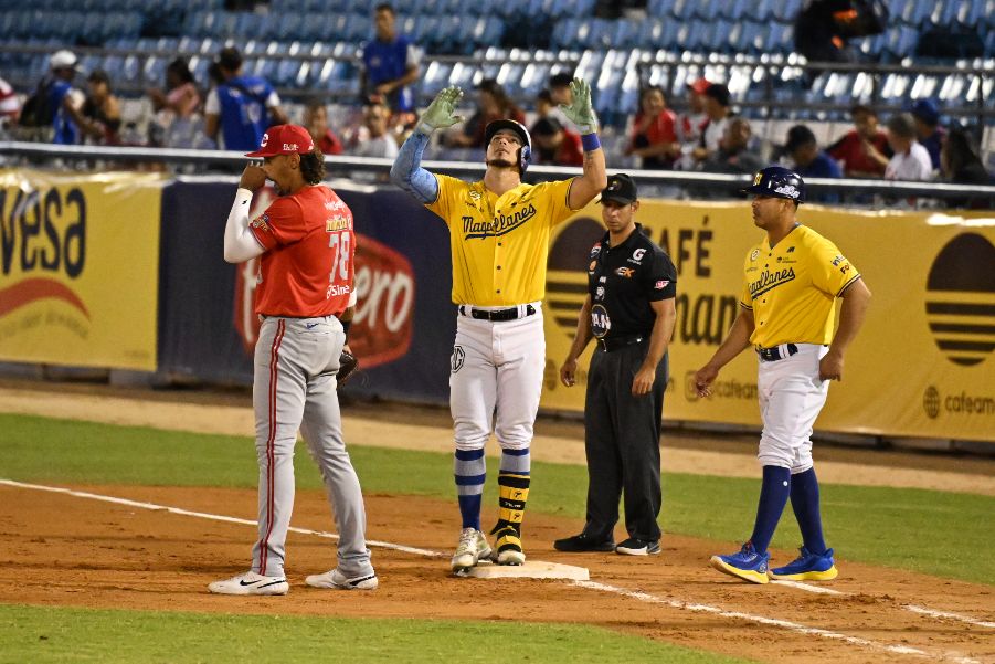 Alberth Martínez: El Orgulloso Rey de los Jonrones en la Historia de Magallanes – Diario ...