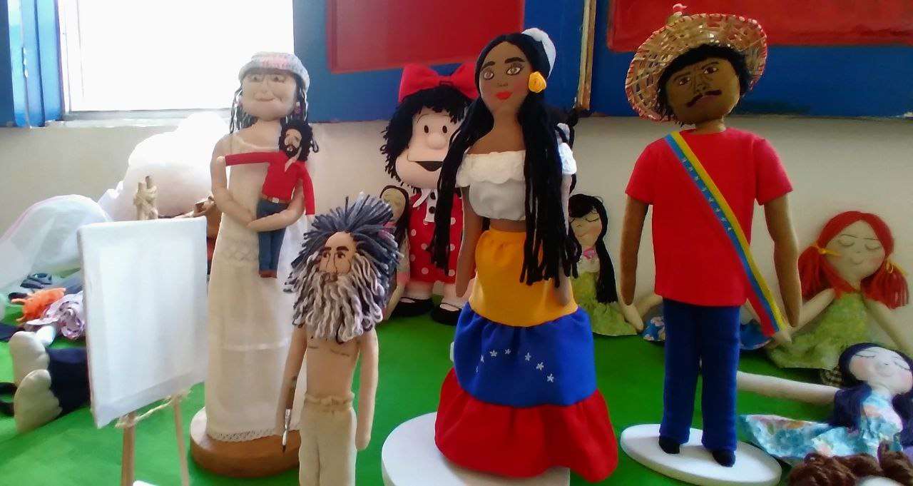 Muñequeras rinden tributo a la icónica Zobeida Jiménez con coloridas ...