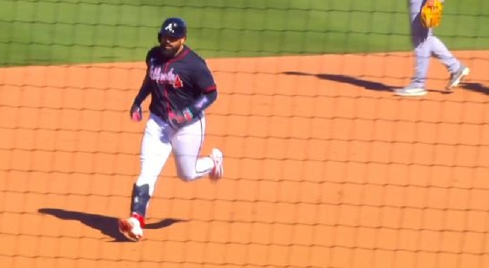 Sandy León brilla con un jonrón espectacular contra los Rays de Tampa ...