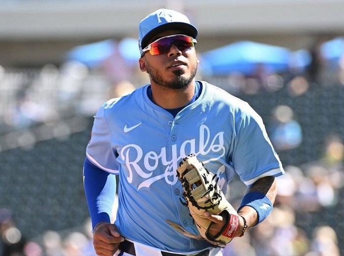 ¡Harold Castro se une a los Reales! El talento caraqueño brilla en ...