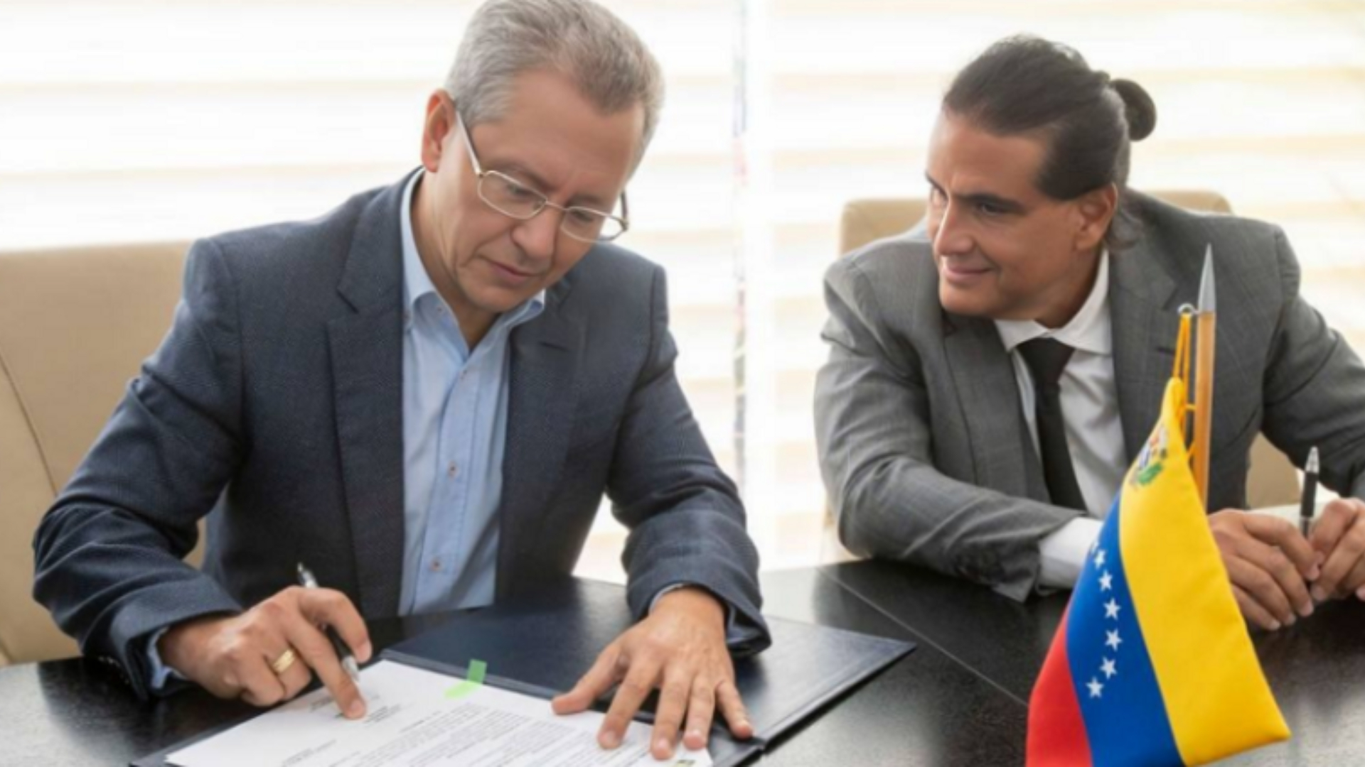 Julio Leon Heredia y Alex Saab formalizan un acuerdo estratégico para ...