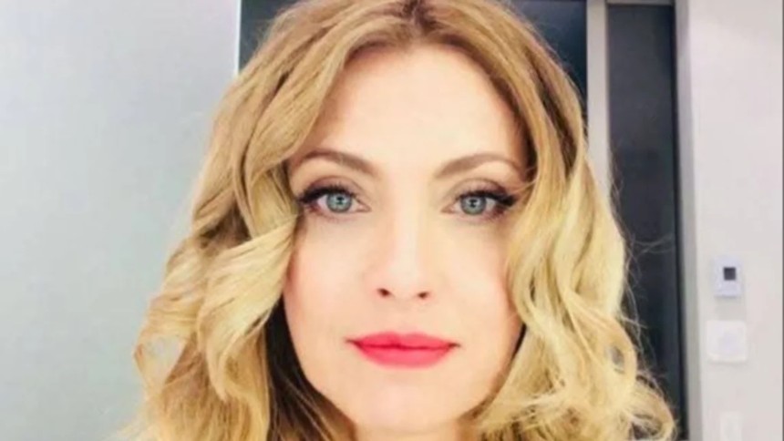 ¡De lágrimas a sonrisas! El emotivo regreso de Emma Rabbe a Venezuela ...