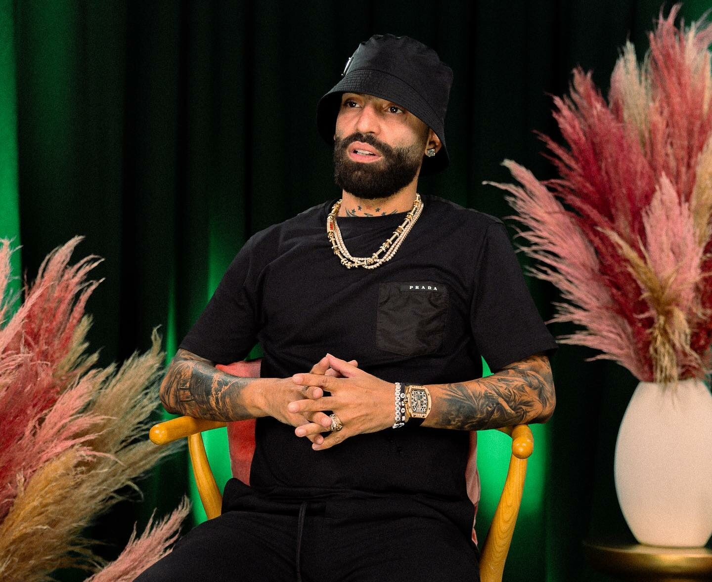 Arcángel revela su destino soñado en Venezuela: ¡un paraíso que debe ...