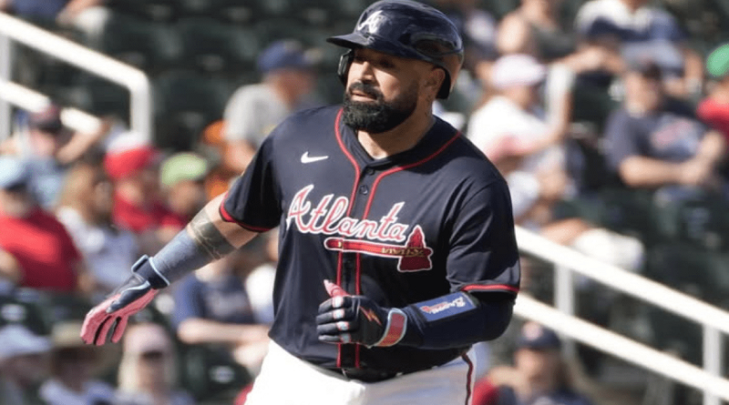 ¡Sandy León vuelve a brillar en las Grandes Ligas con los Bravos de ...