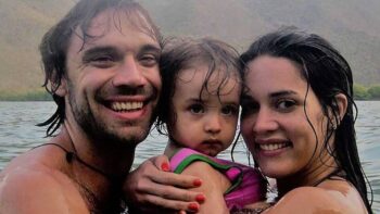 ¡La emoción toma el centro del escenario! Maya Berry Spear se ...