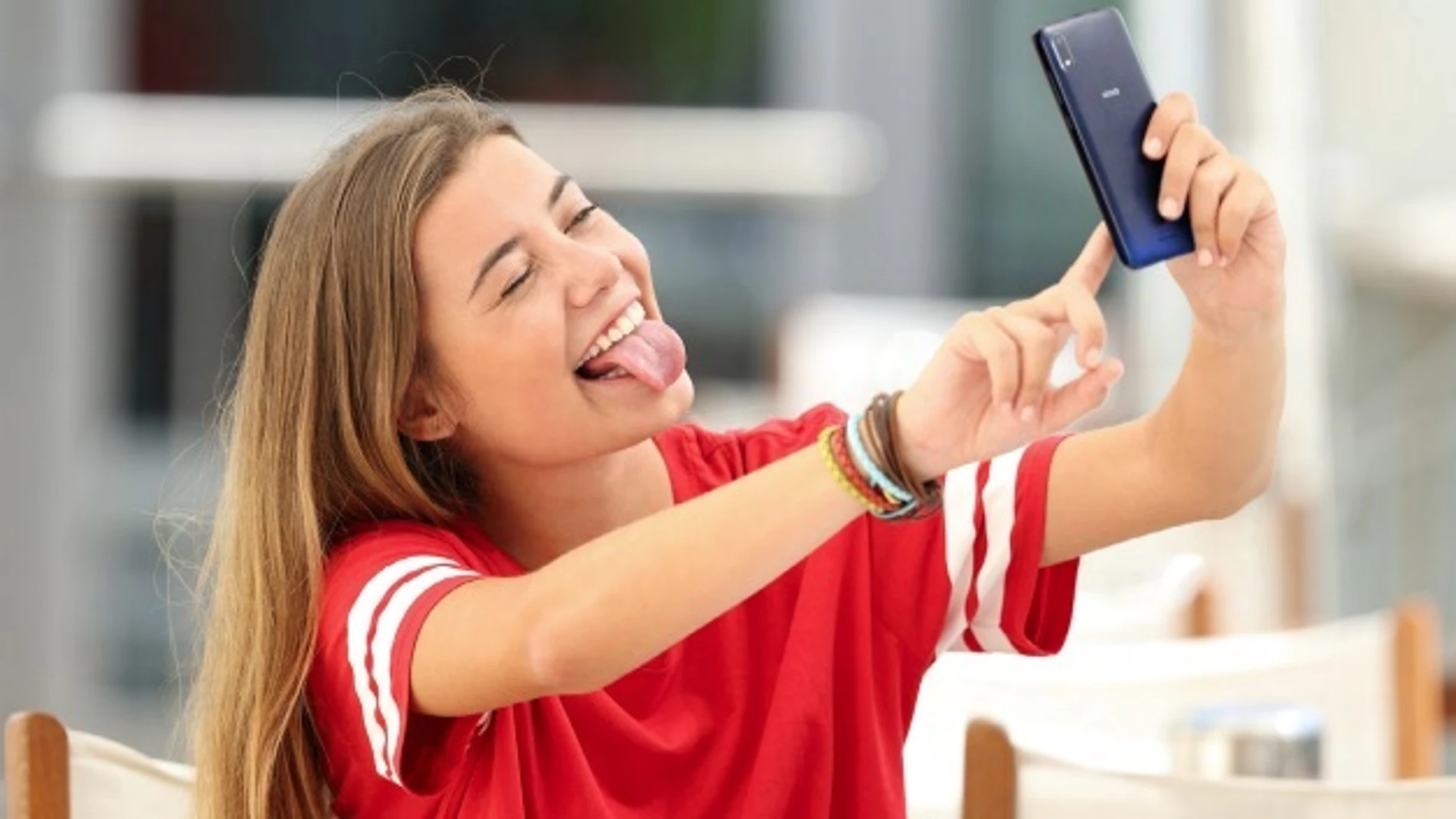 Descubre la alarmante verdad detrás de la «selfiefobia» y la «selfitis»: cómo identificarlas y ...