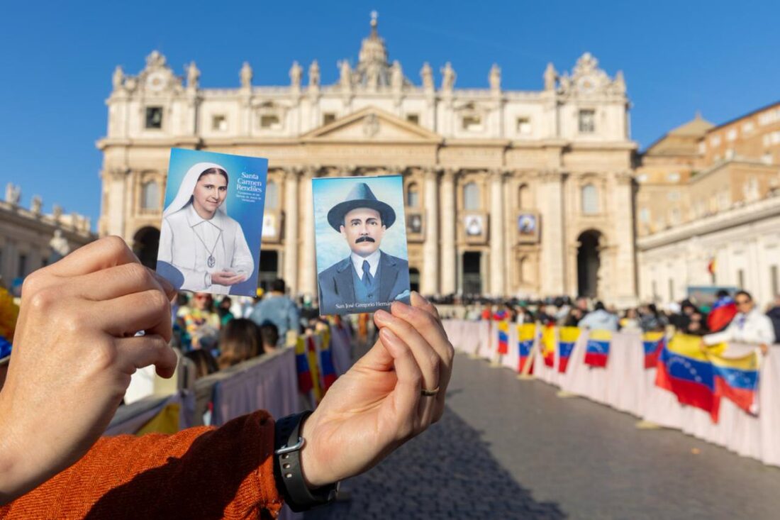 Miles de venezolanos se congregan en el Vaticano para celebrar la ...
