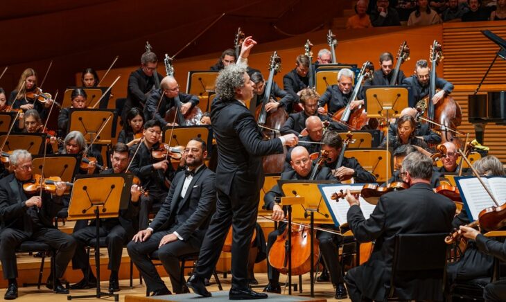 ¡La Filarmónica de Los Ángeles rinde homenaje a Dudamel con la ...
