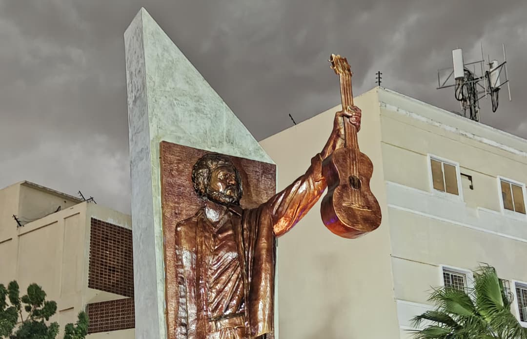 Revive la Plaza del Panita Alí: Un Festival de Arte y Recuerdos ...