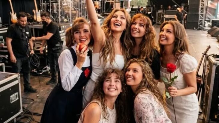 ¡Thalía Revive a Sus Personajes Más Icónicos en un Asombroso Video ...