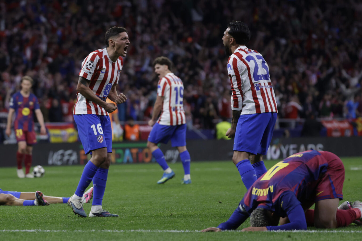 ¡Los mejores memes tras la caída del Barcelona en Champions! – Diario ...